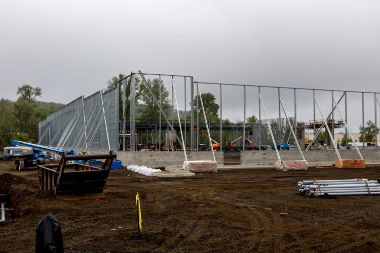 Construction on new Winco building continues to progress | News ...