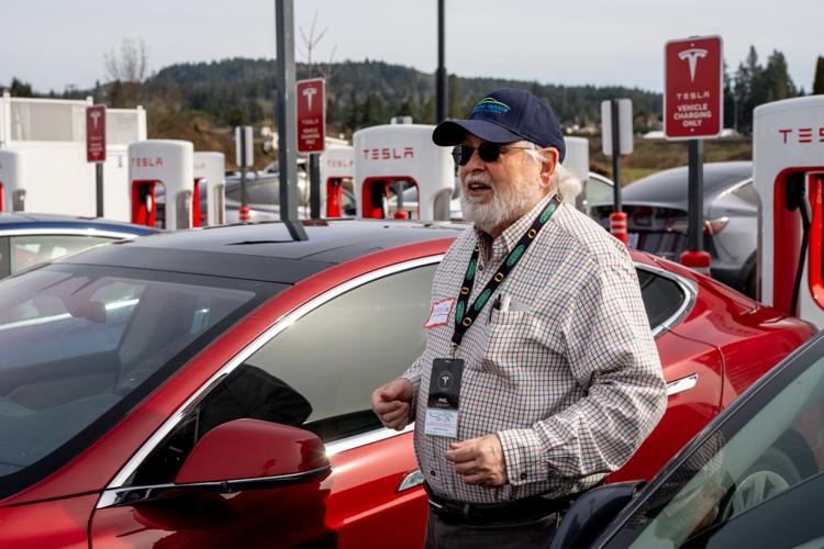 Tesla supercharger station in Sutherlin celebrates grand opening | News ...
