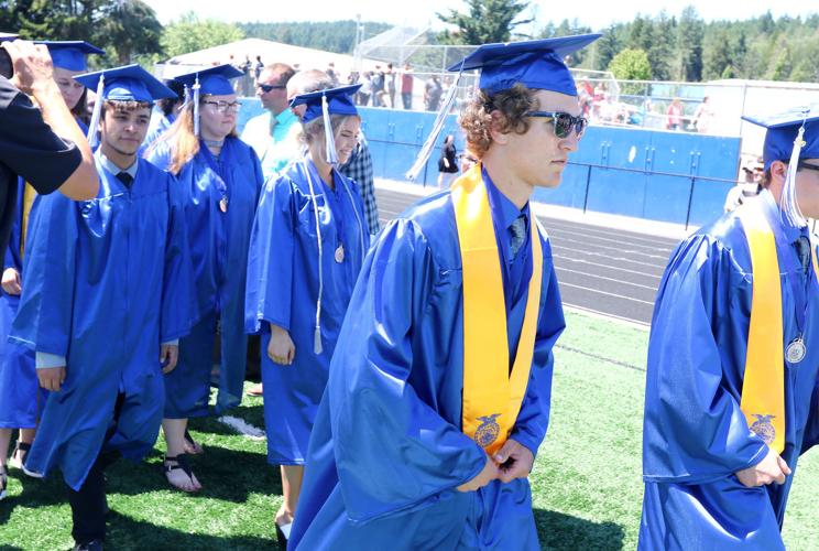 Outdoor graduation celebration at Sutherlin High School | Crime ...