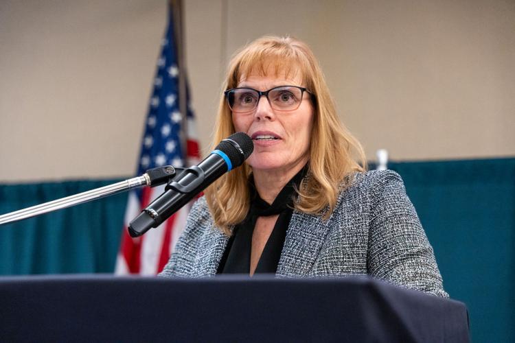 Elin Miller, Guy Kennerly honored as Roseburg First Citizens | Business ...