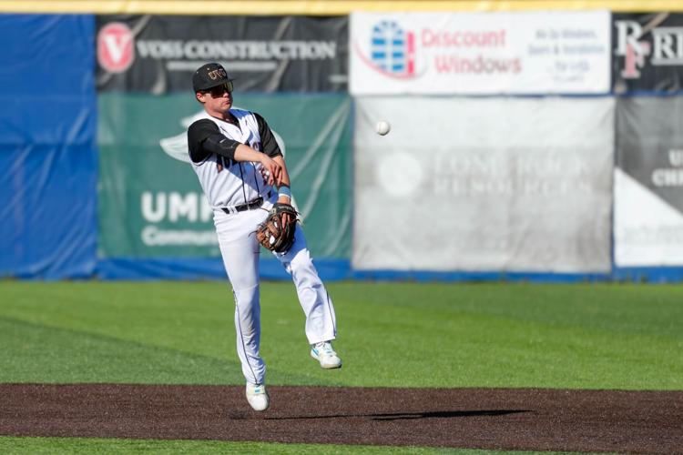 Umpqua Valley Christian snaps Kennedy's long winning streak with 8-2 ...