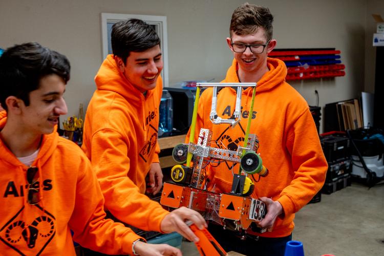 RHS robotics team to compete at world robotics championships | News ...