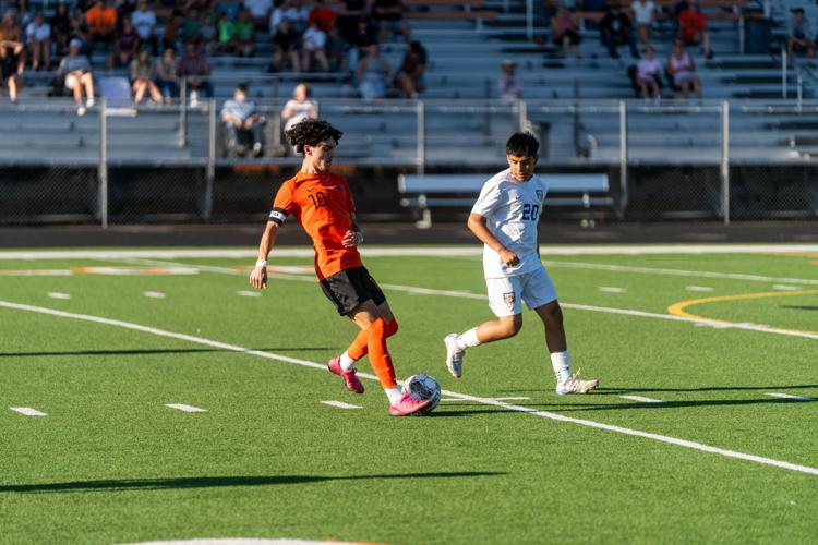 Roseburg boys soccer loses to Newberg 3-0 in season opener | Preps | nrtoday.com