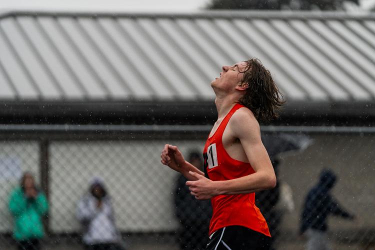 Athletes step up in Jim Robinson Twilight Invitational track meet ...