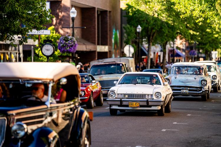 Annual Graffiti cruise brings weeklong celebration of cars to an end ...