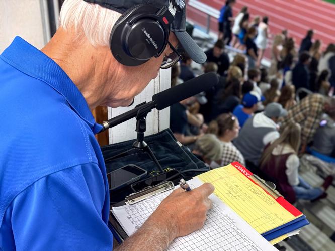 Iconic radio voice: Dan Bain called his 3,000th game Friday night in ...