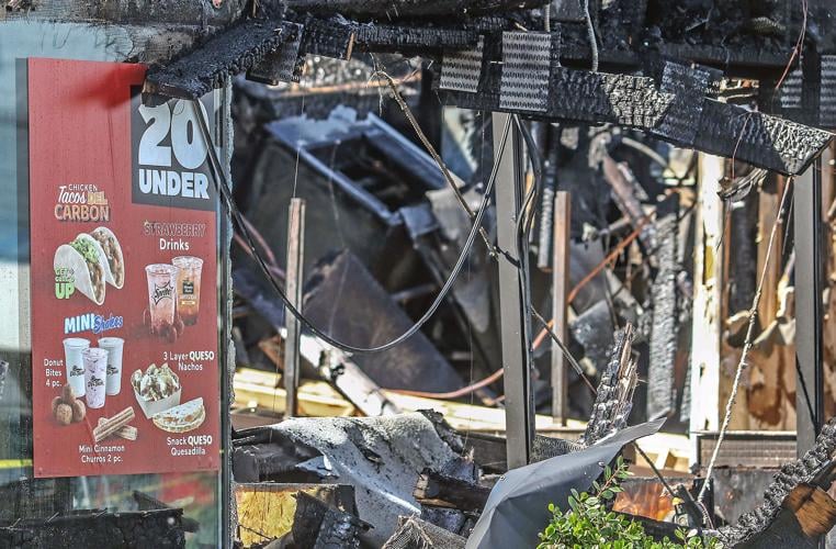 Early morning blaze guts Del Taco restaurant in Roseburg | Local News ...