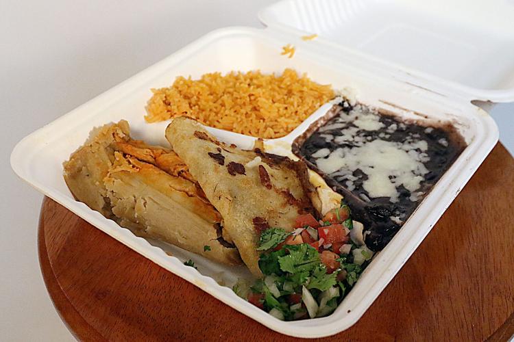 Juanita's Latin Fusion food cart brings family recipes to Roseburg ...