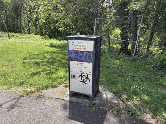 Roseburg Considers public syringe exchange ban; HIV Alliance proposes ...