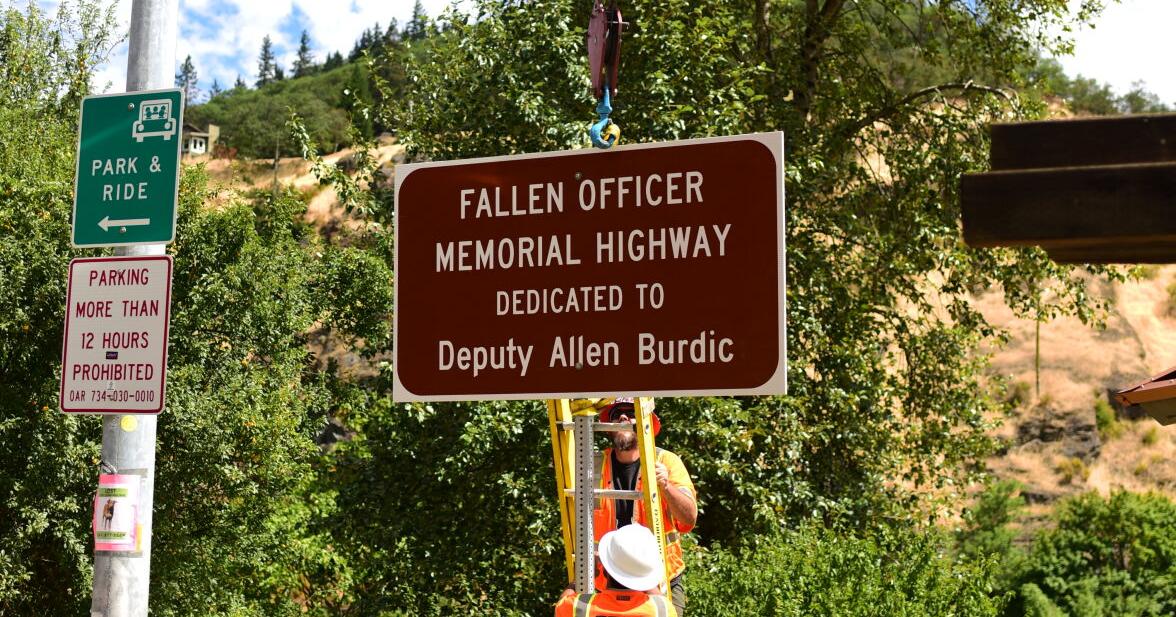 Burdic honored with fallen officer memorial sign on Interstate 5 ...