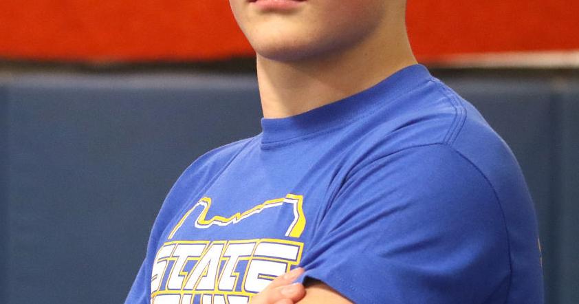 Oliver caps off perfect three-year run, wins 170-pound title for ...