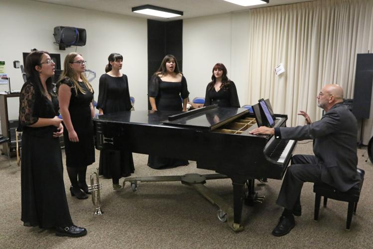 The Umpqua Singers perform "Flying High" concert at UCC | Entertainment | nrtoday.com