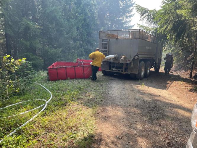 Umpqua National Forest issues closure due to new fire activity | Local ...