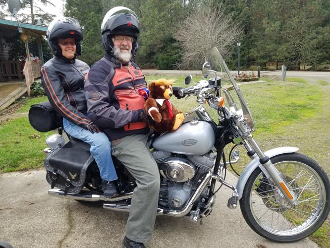 Calvin Palmquist, the beloved mailman and reluctant santa, remembered ...