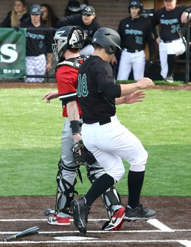 Sweet first chapter for reinstated Umpqua baseball: Big crowd and a ...