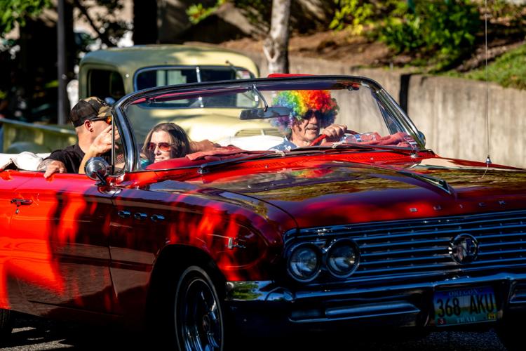 Annual Graffiti cruise brings weeklong celebration of cars to an end ...