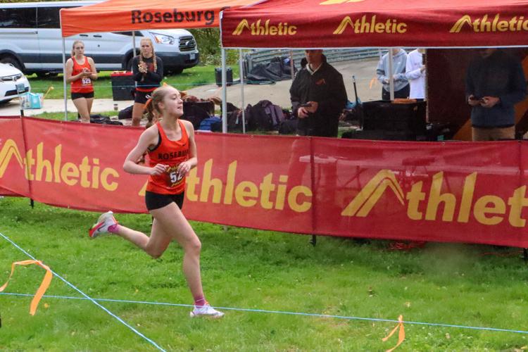 Roseburg's Eckman second in girls race as runners from 59 schools show ...