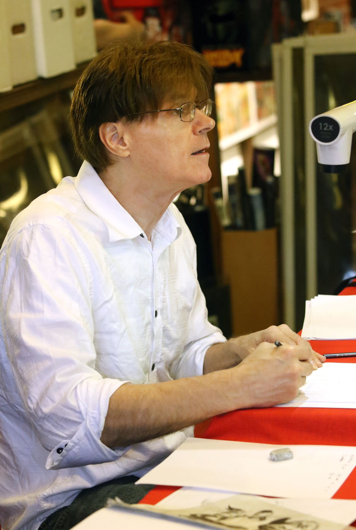 Comic book artist brings heroes to life | Roseburg | nrtoday.com