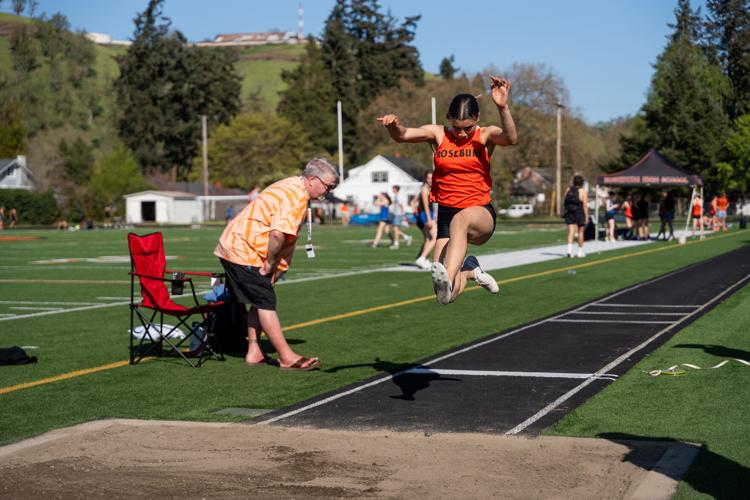 Roseburg track athletes make strides against South Medford in SWC duals ...