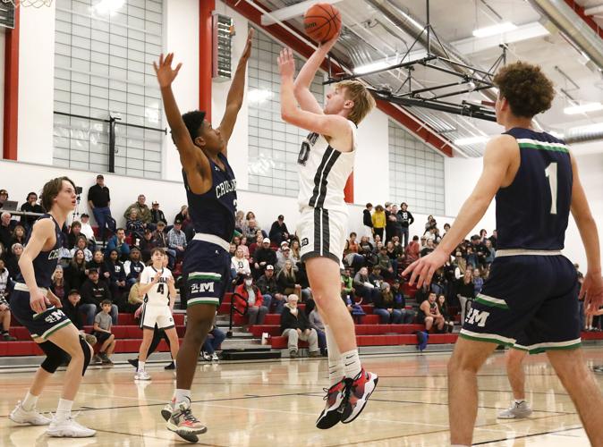 Douglas boys survive 3-point battle, drop St. Mary's 75-67 in FWL ...