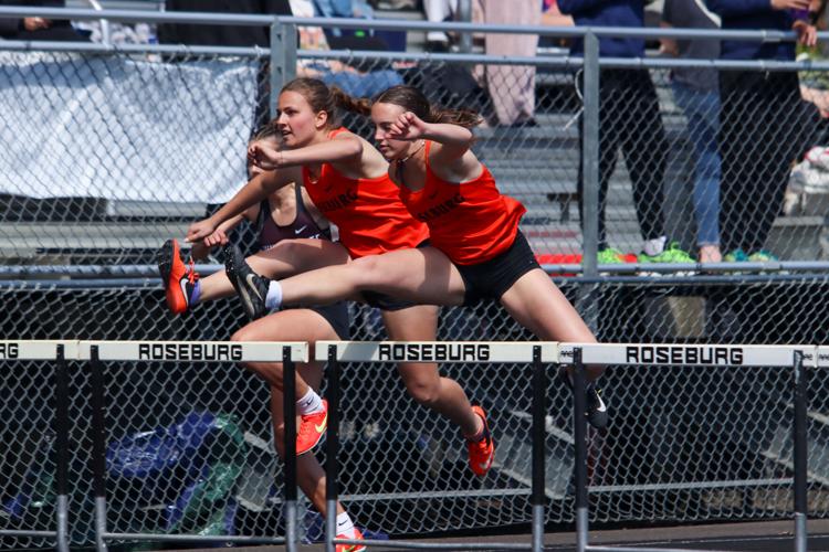 Athletes shine in Jim Robinson Twilight Invitational track and field ...