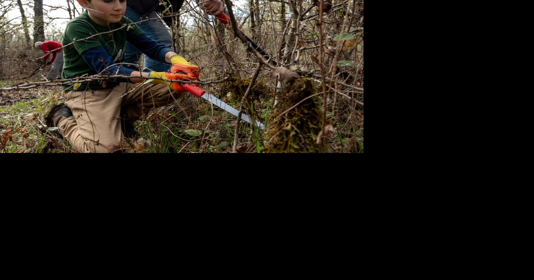 Volunteers clean trails at Mildred Kanipe Memorial Park | Environment ...