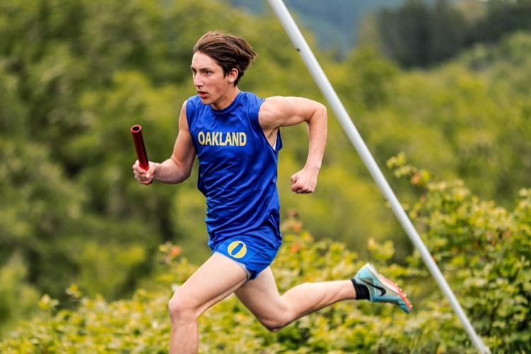 Track & field: Oakland Twilight showcases small-school athletes | Preps ...
