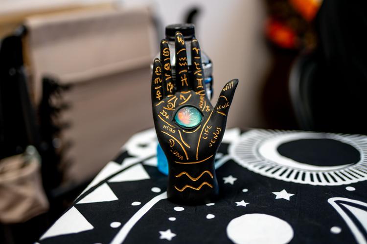 Seeking spirit for insight and serenity at the Psychic Fair | News ...