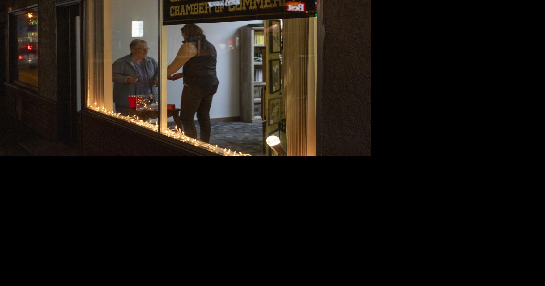 Canyonville opens new visitor center for businesses | Business ...