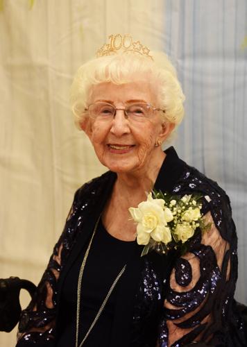 Dorothy Reeves celebrates 100th birthday | Announcements | nrtoday.com