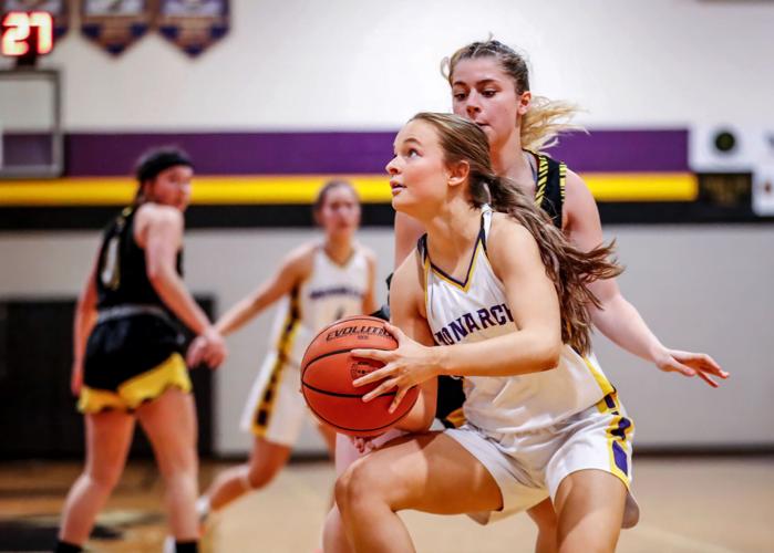 Bandon girls leave UVC behind, 65-35 | Prep Girls Basketball | nrtoday.com