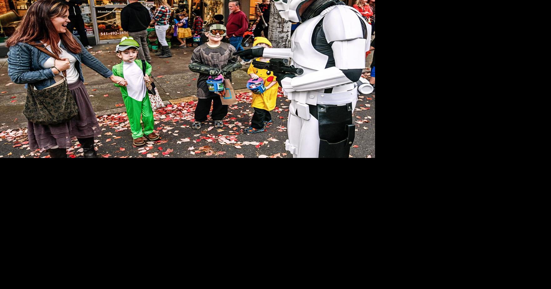 Neewollah Parade, believed to be longest running in the country ...