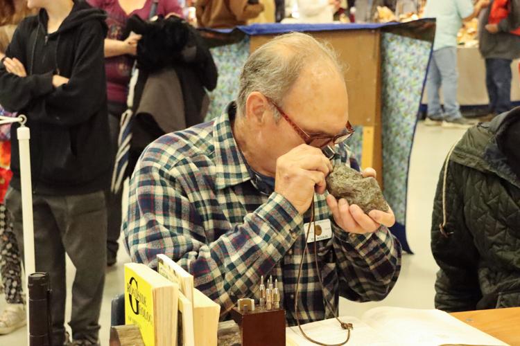 A rock-ing good time: Annual Rock and Gem Show offers fun for children ...