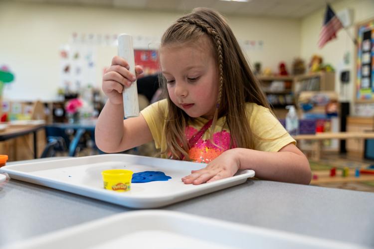 Parents and prospective students peek into Roseburg’s pre-k classrooms ...