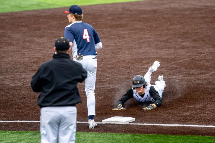 Big inning lifts No. 1 Kennedy past Umpqua Valley Christian, 10-4 ...
