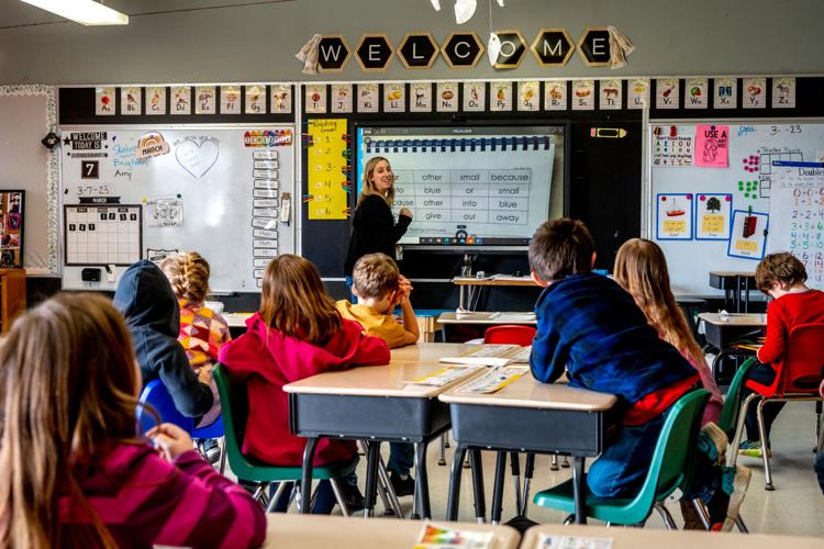 Lookingglass Elementary encourages a love of reading through 'Idita ...