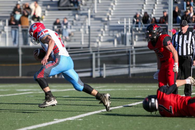 Prep Football: Crow beats Elkton 45-39 with a touchdown pass on the ...