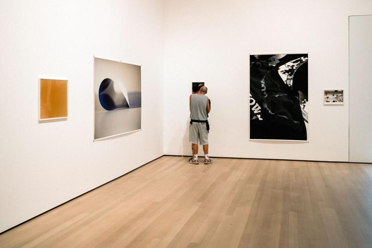 The artist who throws Newton a curve | Museums | nrtoday.com