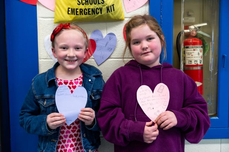 Eastwood students show love to their school | Education | nrtoday.com