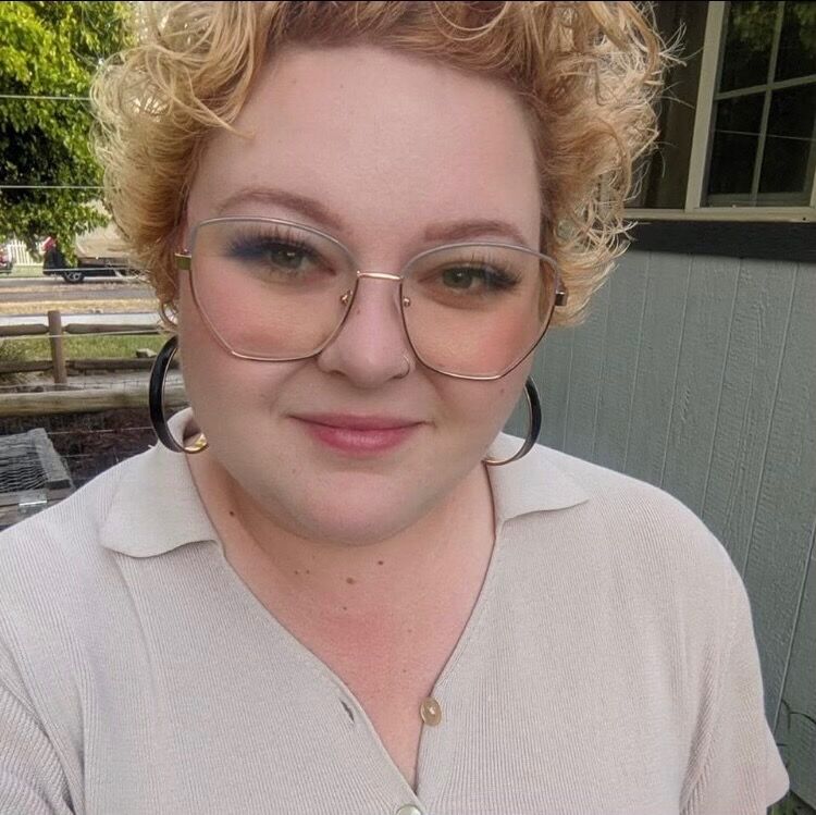 Beloved teacher dies in tragic fall on treacherous Doerner Fir Trail ...