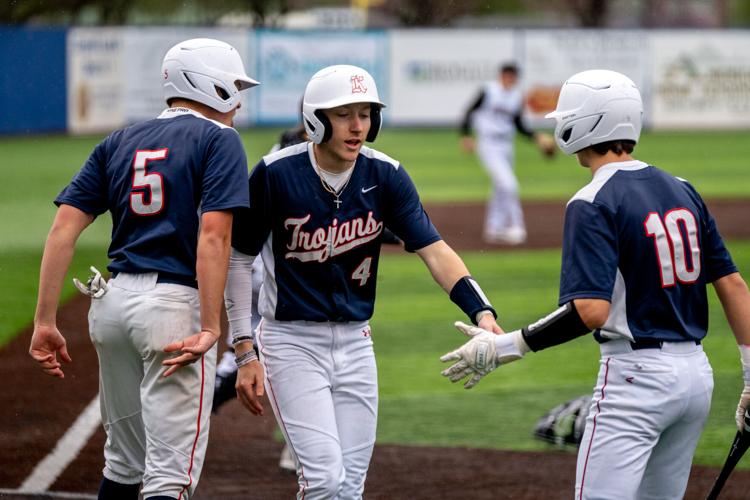 Big inning lifts No. 1 Kennedy past Umpqua Valley Christian, 10-4 ...