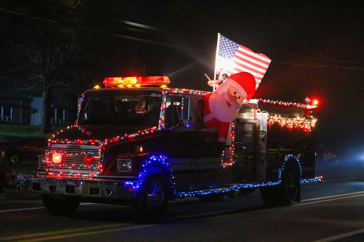 DR Johnson Memorial Timber Truckers Light Parade passes through south ...