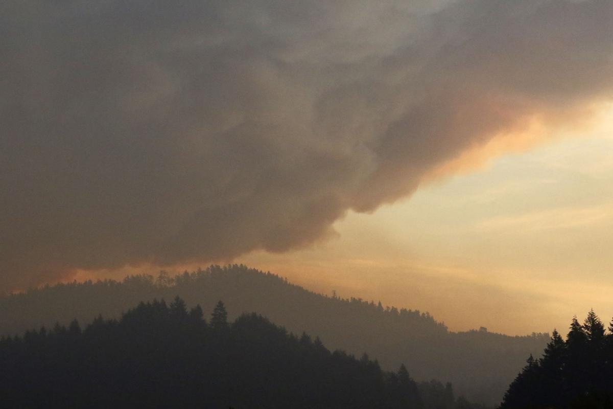 Archie Creek Fire grows to nearly 116,000 acres, still 0% containment ...