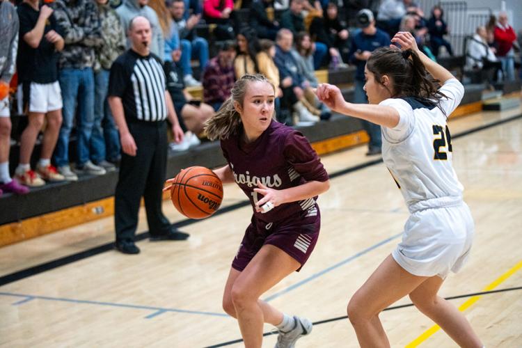 Douglas girls top South Umpqua 39-31 for first Far West League win ...