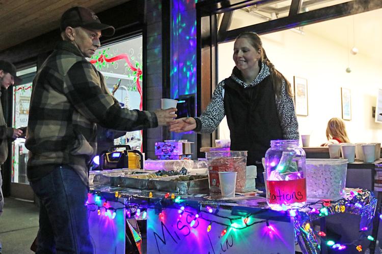 Sutherlin Timber Town Toy Land Electric Light Parade returns for 33rd ...