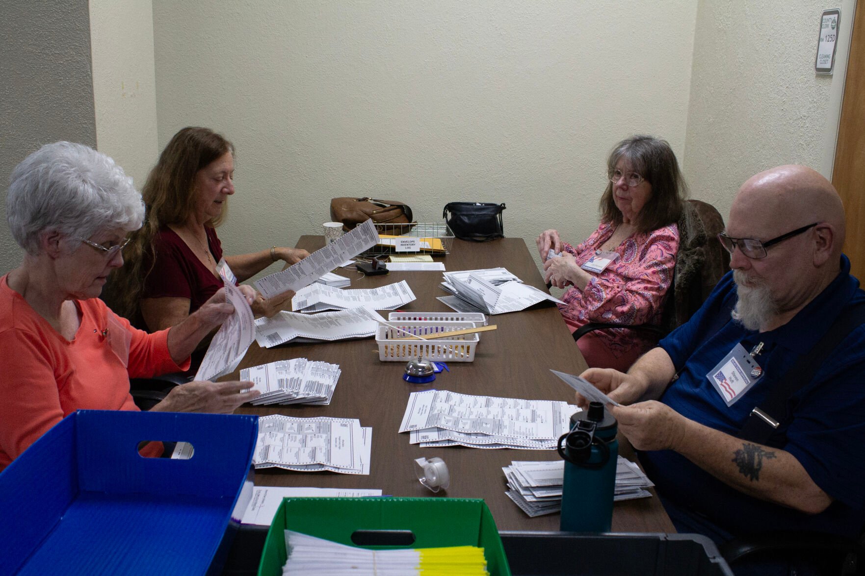 Oregon election officials to begin purging rolls of inactive voters ...