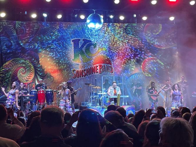 KC and The Sunshine Band Brought the Groove to Indianapolis | Music ...