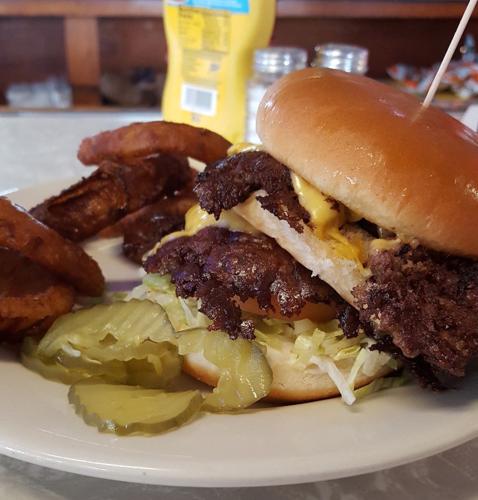 Unplug and unwind at these Indianapolis bars and restaurants | Food ...