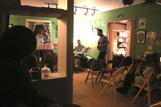 Slideshow: Jim Piela at Indy Hostel | | nuvo.net