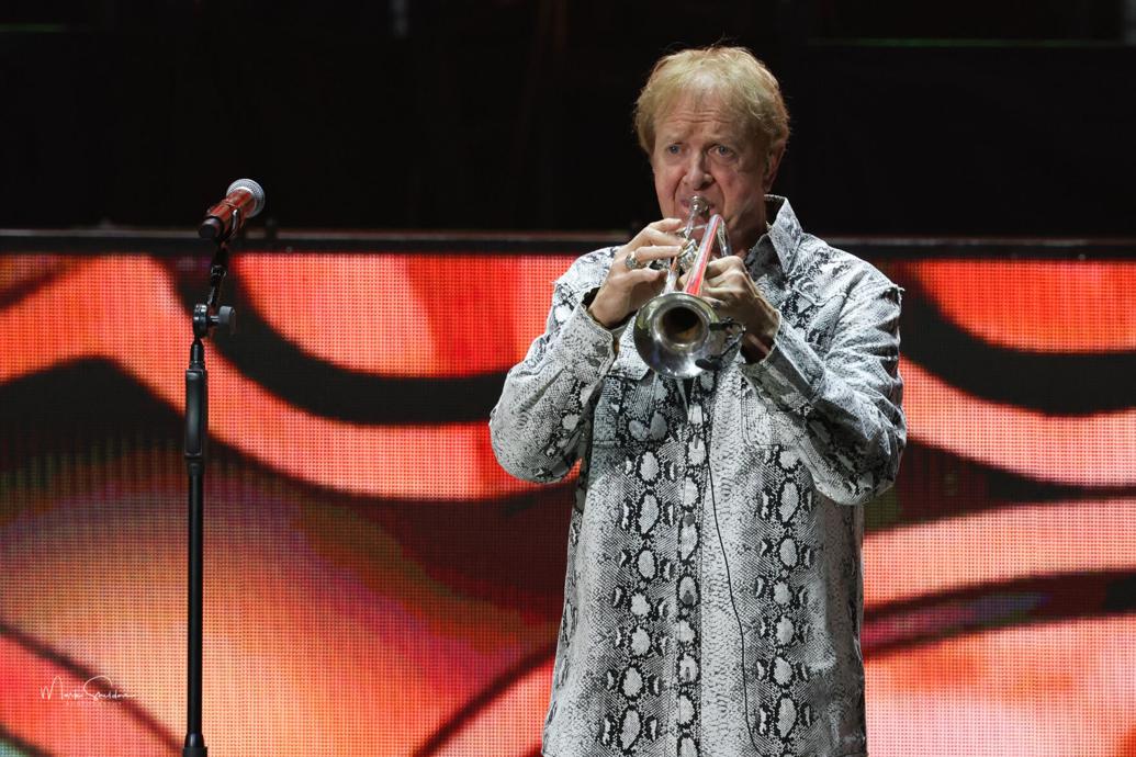 Chicago and Earth Wind and Fire: Photo Gallery | Music | nuvo.net